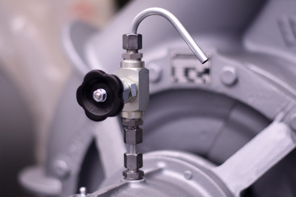 Pump vent for thermal oil pumps - NESS Waermetechnik America Inc.